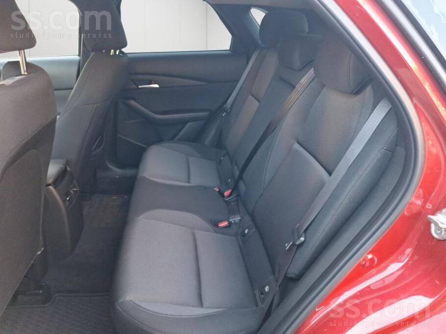 Sarkans Mazda CX-30 2021 Rīga, ar dzinēja tilpumu 2.00 L un nobraukumu 7 tūkst. km par 19900 €, foto 12 vietnē AUTOMOTO.COM.LV