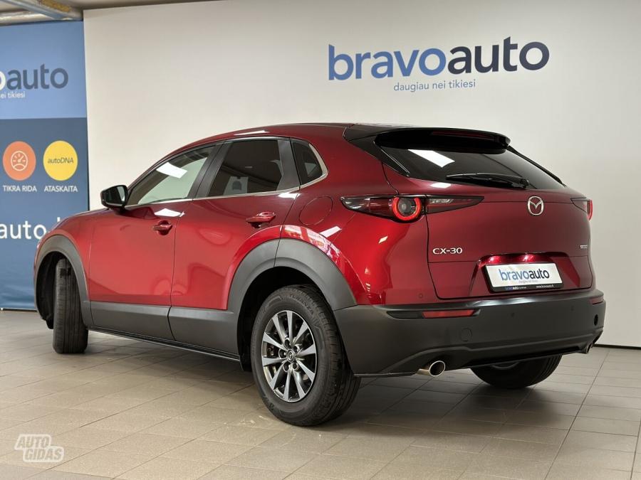 Sarkans Mazda CX-30 2021 Viļņa, ar dzinēja tilpumu 2.00 L un nobraukumu 51 tūkst. km par 20500 €, foto 3 vietnē AUTOMOTO.COM.LV