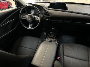 Sarkans Mazda CX-30 2021 Viļņa, ar dzinēja tilpumu 2.00 L un nobraukumu 51 tūkst. km par 20500 €, foto 14 vietnē AUTOMOTO.COM.LV