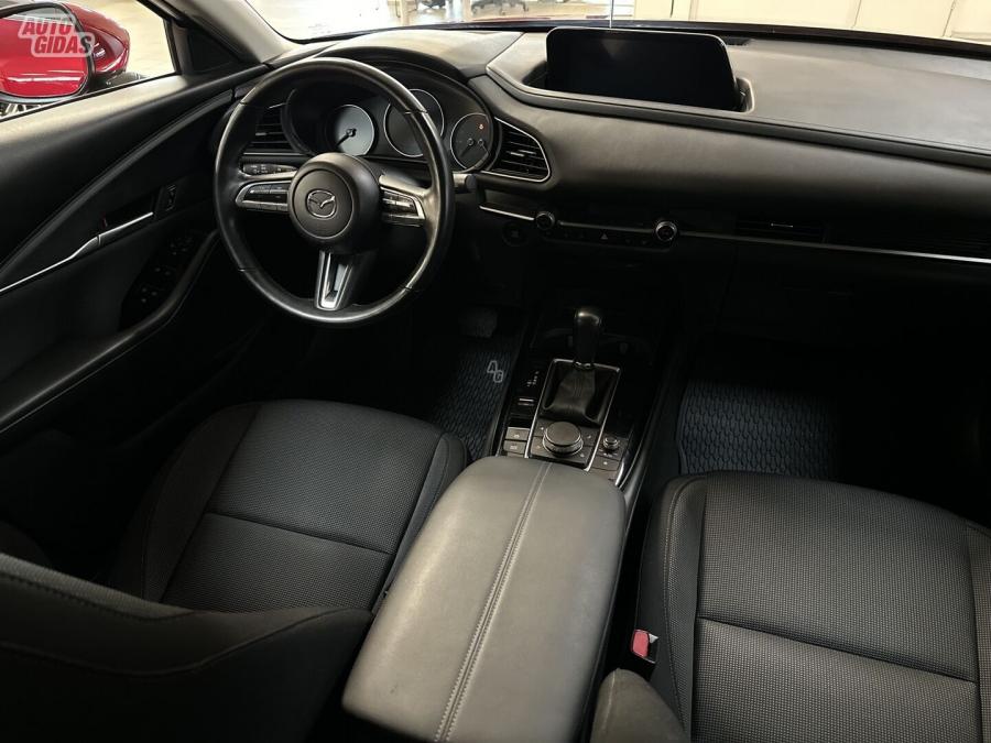Sarkans Mazda CX-30 2021 Viļņa, ar dzinēja tilpumu 2.00 L un nobraukumu 51 tūkst. km par 20500 €, foto 14 vietnē AUTOMOTO.COM.LV