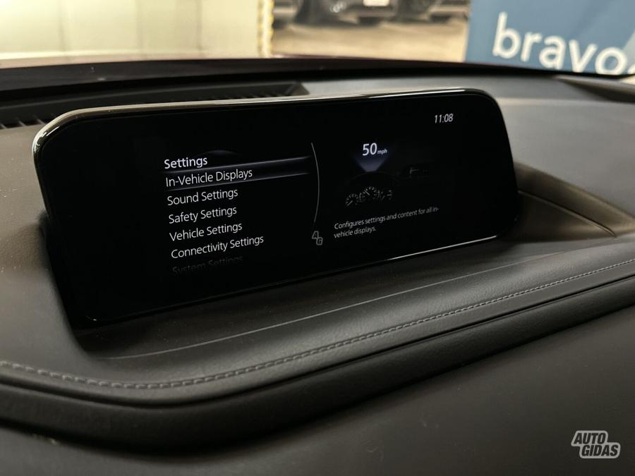 Sarkans Mazda CX-30 2021 Viļņa, ar dzinēja tilpumu 2.00 L un nobraukumu 51 tūkst. km par 20500 €, foto 20 vietnē AUTOMOTO.COM.LV
