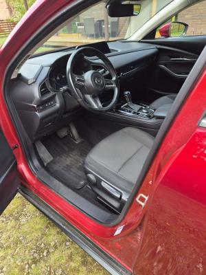 Sarkans Mazda CX-30 2021 Kauņa, ar dzinēja tilpumu 2.00 L un nobraukumu 98 tūkst. km par 17268 €, foto 3 vietnē AUTOMOTO.COM.LV