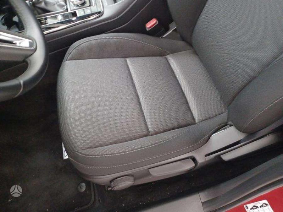 Red Mazda CX-30 2022 in Kaunas, with an engine capacity of 2.00 L and mileage of 57 thousand km for 22900 €, photo 10 on AUTOMOTO.COM.LV
