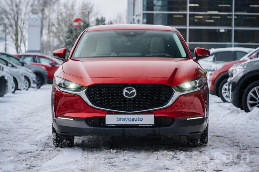 Red Mazda CX-30 2020 in Riga, with an engine capacity of 2.00 L and mileage of 95 thousand km for 18990 €, photo 2 on AUTOMOTO.COM.LV