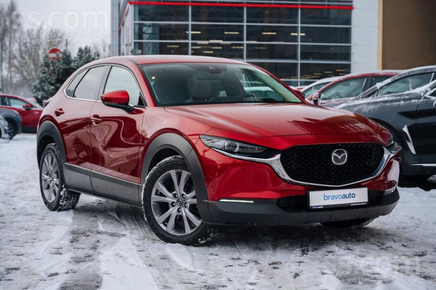 Red Mazda CX-30 2020 in Riga, with an engine capacity of 2.00 L and mileage of 95 thousand km for 18990 €, photo 3 on AUTOMOTO.COM.LV