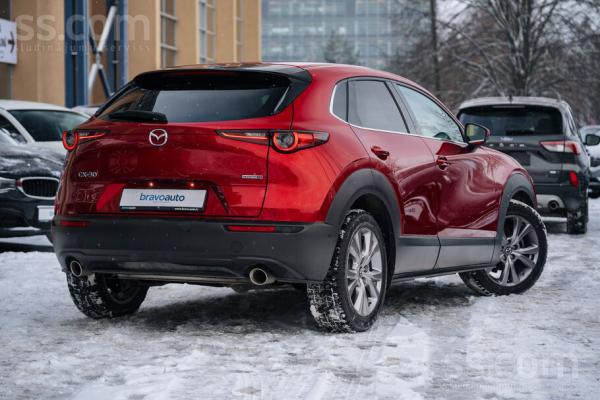 Red Mazda CX-30 2020 in Riga, with an engine capacity of 2.00 L and mileage of 95 thousand km for 18990 €, photo 6 on AUTOMOTO.COM.LV