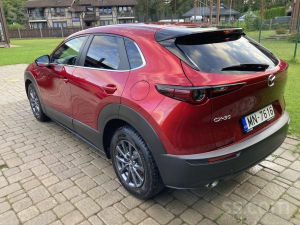 Sarkans Mazda CX-30 2020 Rīga, ar dzinēja tilpumu 2.00 L un nobraukumu 40 tūkst. km par 18500 €, foto 5 vietnē AUTOMOTO.COM.LV