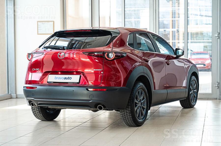 Sarkans Mazda CX-30 2021 Ogre, ar dzinēja tilpumu 2.00 L un nobraukumu 103 tūkst. km par 18990 €, foto 4 vietnē AUTOMOTO.COM.LV