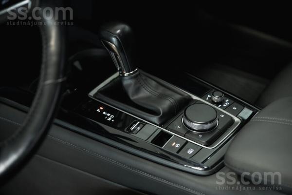 Красный Мазда CX-30 2021 в Рига, объемом двигателя 2.00 л и пробегом 50 тыс. км за 18490 €, фото 9 на AUTOMOTO.COM.LV