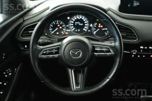 Red Mazda CX-30 2021 in Riga, with an engine capacity of 2.00 L and mileage of 50 thousand km for 18490 €, photo 14 on AUTOMOTO.COM.LV