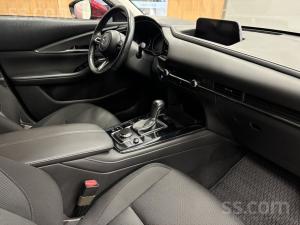 Sarkans Mazda CX-30 2022 Rīga, ar dzinēja tilpumu 2.00 L un nobraukumu 32 tūkst. km par 19500 €, foto 12 vietnē AUTOMOTO.COM.LV