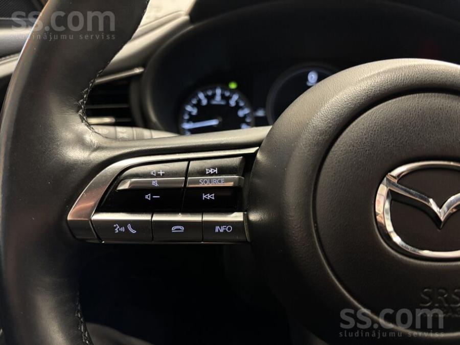 Sarkans Mazda CX-30 2022 Rīga, ar dzinēja tilpumu 2.00 L un nobraukumu 32 tūkst. km par 19500 €, foto 15 vietnē AUTOMOTO.COM.LV