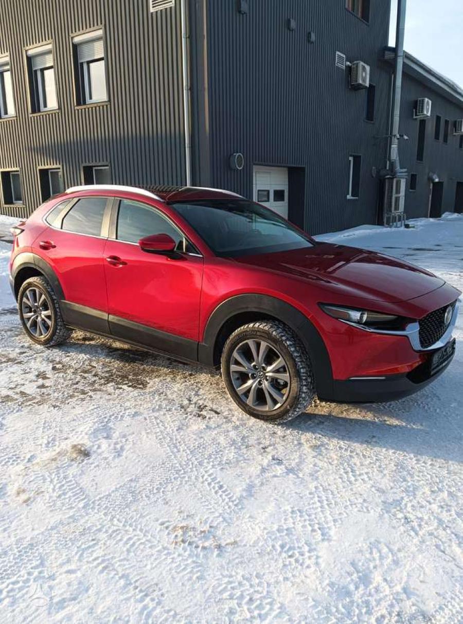 Sarkans Mazda CX-30 2024 Radviliškis, ar dzinēja tilpumu 2.50 L un nobraukumu 12 tūkst. km par 18900 €, foto 2 vietnē AUTOMOTO.COM.LV
