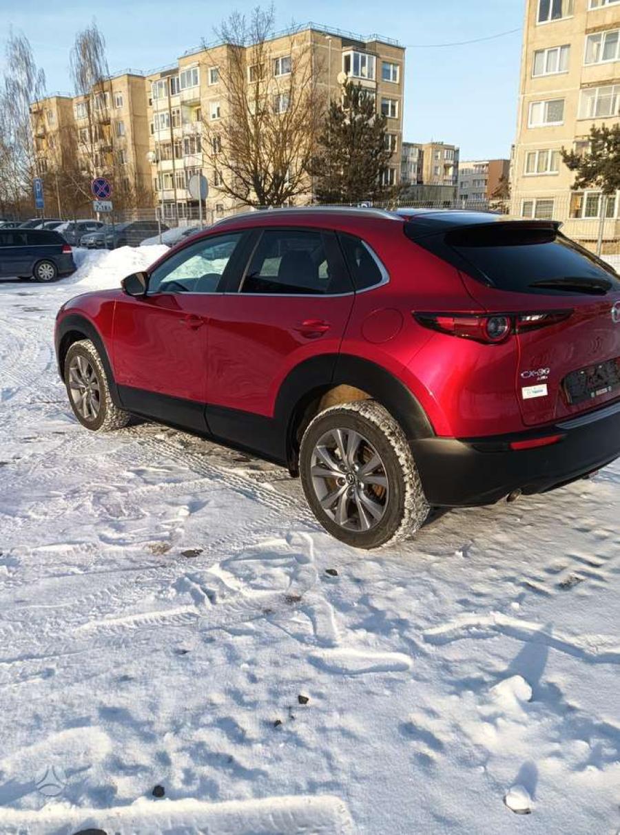 Sarkans Mazda CX-30 2024 Radviliškis, ar dzinēja tilpumu 2.50 L un nobraukumu 12 tūkst. km par 18900 €, foto 19 vietnē AUTOMOTO.COM.LV