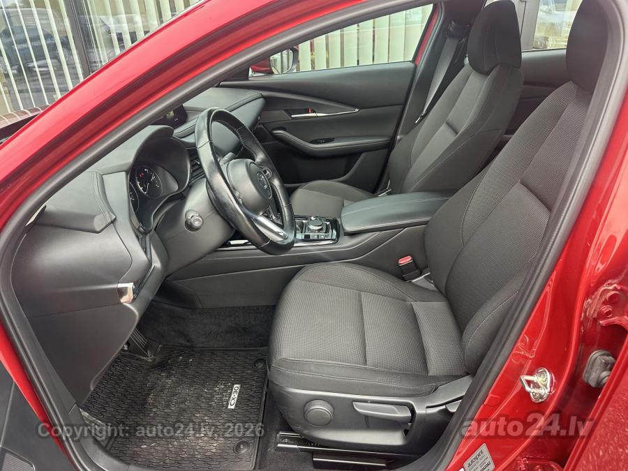 Красный Мазда CX-30 2022 в Тарту, объемом двигателя 2.00 л и пробегом 53 тыс. км за 19990 €, фото 10 на AUTOMOTO.COM.LV