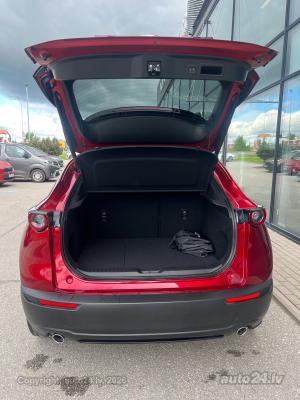 Mazda CX-30 2026 Tartu, ar dzinēja tilpumu 2.50 L un nobraukumu 900 tūkst. km par 31990 €, foto 11 vietnē AUTOMOTO.COM.LV
