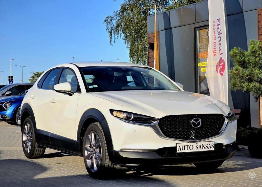Balts Mazda CX-30 2019 Tauragė, ar dzinēja tilpumu 2.00 L un nobraukumu 158 tūkst. km par 14300 €, foto 1 vietnē AUTOMOTO.COM.LV