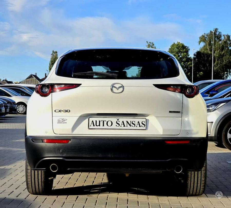Balts Mazda CX-30 2019 Tauragė, ar dzinēja tilpumu 2.00 L un nobraukumu 158 tūkst. km par 14300 €, foto 10 vietnē AUTOMOTO.COM.LV