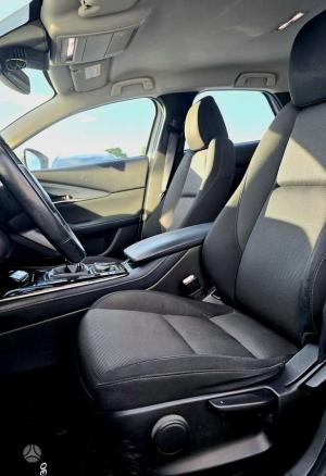 Balts Mazda CX-30 2019 Tauragė, ar dzinēja tilpumu 2.00 L un nobraukumu 158 tūkst. km par 14300 €, foto 23 vietnē AUTOMOTO.COM.LV
