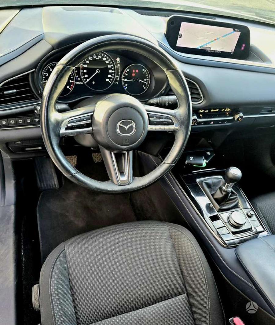 Balts Mazda CX-30 2019 Tauragė, ar dzinēja tilpumu 2.00 L un nobraukumu 158 tūkst. km par 14300 €, foto 24 vietnē AUTOMOTO.COM.LV