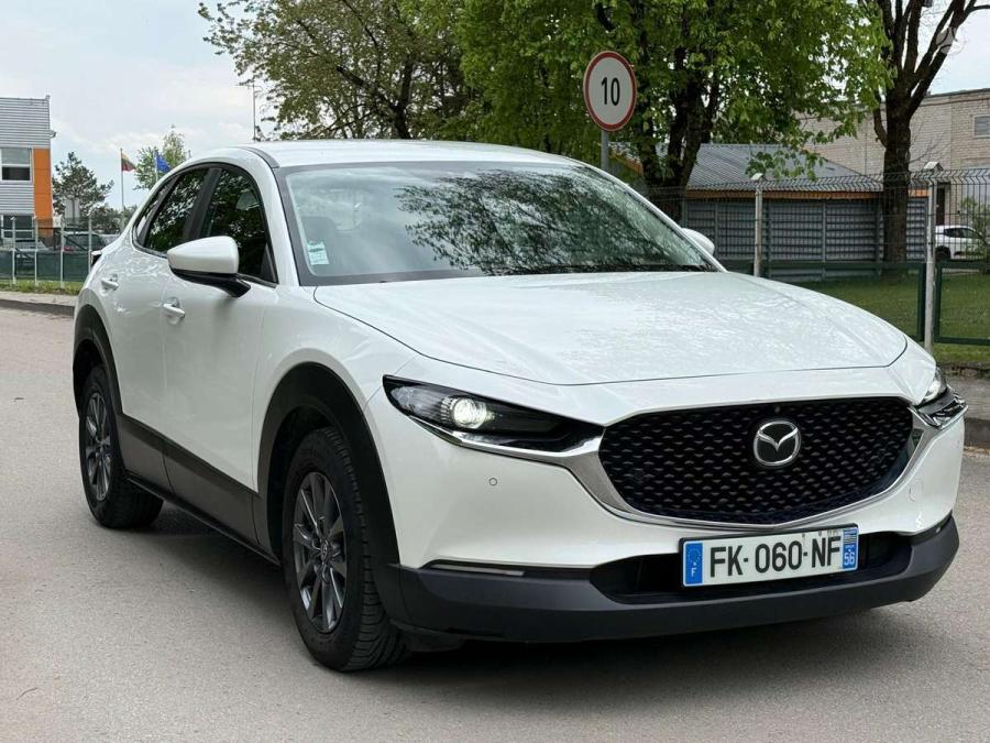 Balts Mazda CX-30 2019 Tauragė, ar dzinēja tilpumu 1.76 L un nobraukumu 250 tūkst. km par 11500 €, foto 1 vietnē AUTOMOTO.COM.LV
