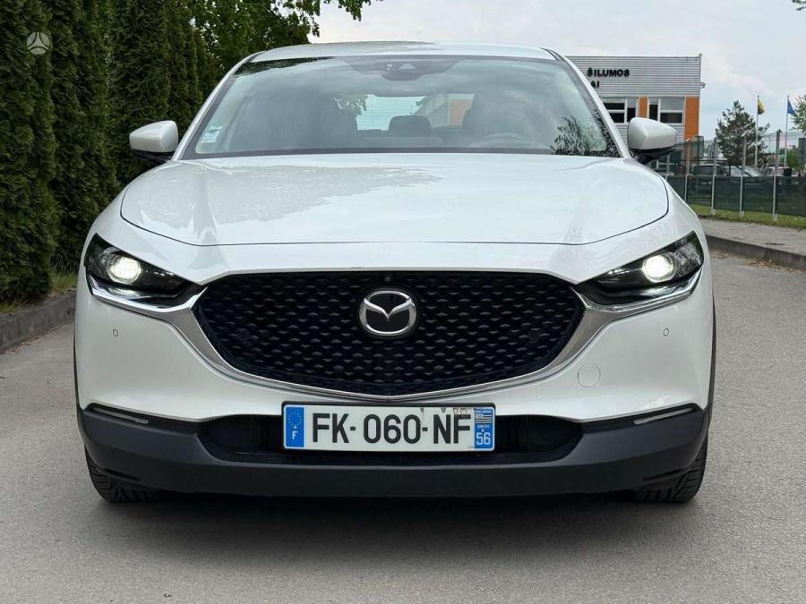 Balts Mazda CX-30 2019 Tauragė, ar dzinēja tilpumu 1.76 L un nobraukumu 250 tūkst. km par 11500 €, foto 5 vietnē AUTOMOTO.COM.LV