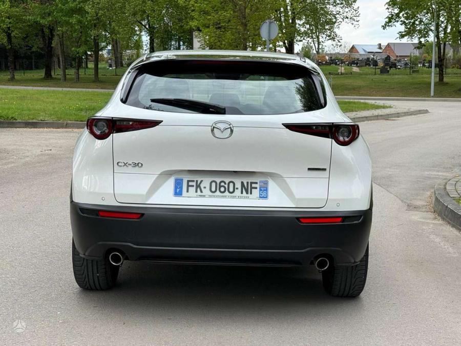 Balts Mazda CX-30 2019 Tauragė, ar dzinēja tilpumu 1.76 L un nobraukumu 250 tūkst. km par 11500 €, foto 7 vietnē AUTOMOTO.COM.LV