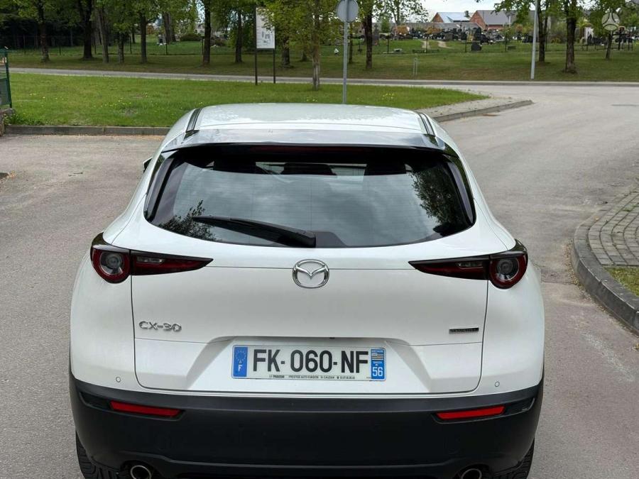 Balts Mazda CX-30 2019 Tauragė, ar dzinēja tilpumu 1.76 L un nobraukumu 250 tūkst. km par 11500 €, foto 12 vietnē AUTOMOTO.COM.LV