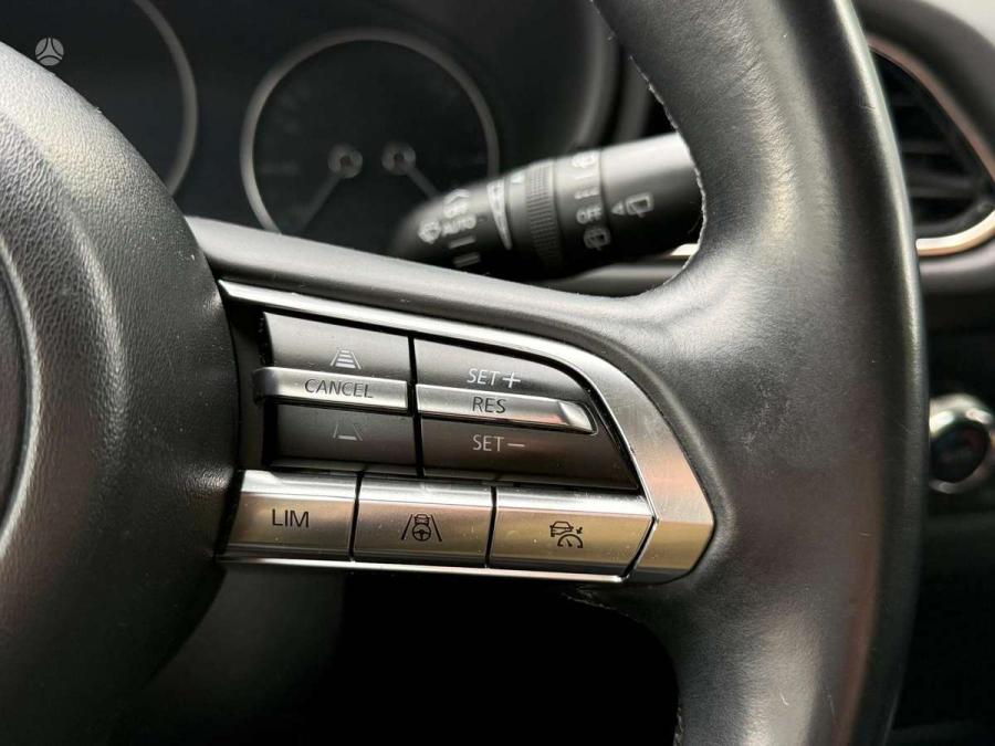 Balts Mazda CX-30 2019 Tauragė, ar dzinēja tilpumu 1.76 L un nobraukumu 250 tūkst. km par 11500 €, foto 20 vietnē AUTOMOTO.COM.LV