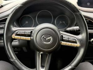 Balts Mazda CX-30 2019 Tauragė, ar dzinēja tilpumu 1.76 L un nobraukumu 250 tūkst. km par 11500 €, foto 21 vietnē AUTOMOTO.COM.LV