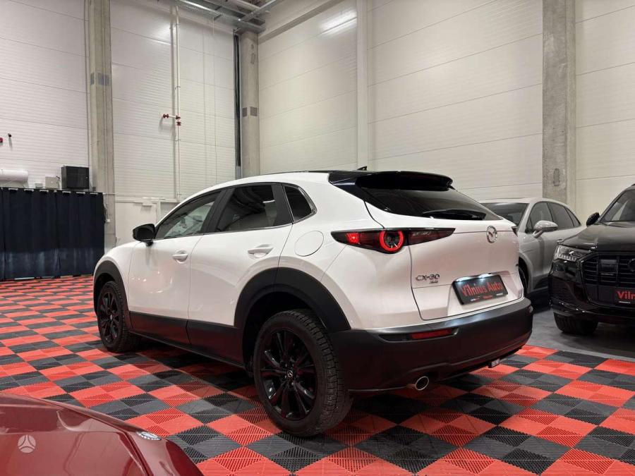 Balts Mazda CX-30 2020 Viļņa, ar dzinēja tilpumu 2.49 L un nobraukumu 35 tūkst. km par 18300 €, foto 6 vietnē AUTOMOTO.COM.LV