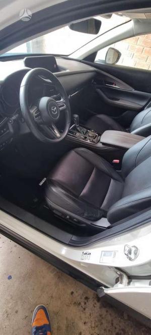 Balts Mazda CX-30 2021 Panevēža, ar dzinēja tilpumu 2.00 L un nobraukumu 220 tūkst. km par 11950 €, foto 14 vietnē AUTOMOTO.COM.LV