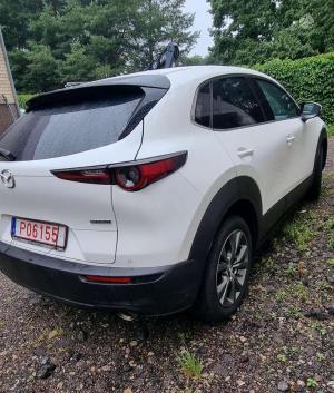 Balts Mazda CX-30 2021 Panevēža, ar dzinēja tilpumu 2.00 L un nobraukumu 220 tūkst. km par 11950 €, foto 21 vietnē AUTOMOTO.COM.LV