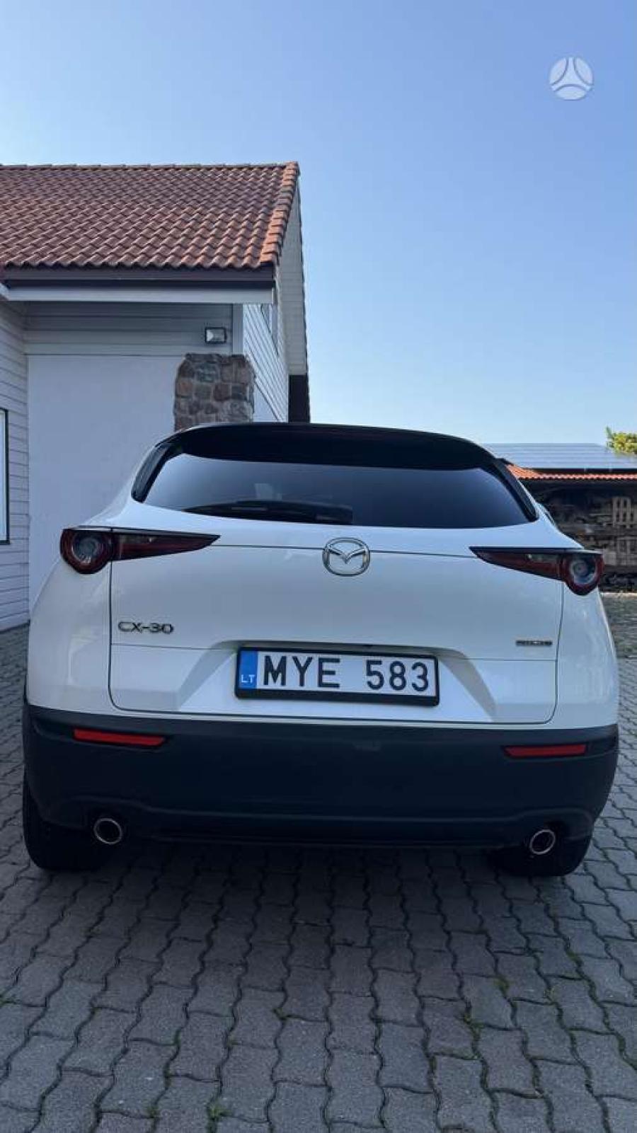 Balts Mazda CX-30 2021 Klaipėda, ar dzinēja tilpumu 2.49 L un nobraukumu 38 tūkst. km par 19999 €, foto 4 vietnē AUTOMOTO.COM.LV