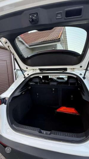 Balts Mazda CX-30 2021 Klaipėda, ar dzinēja tilpumu 2.49 L un nobraukumu 38 tūkst. km par 19999 €, foto 14 vietnē AUTOMOTO.COM.LV