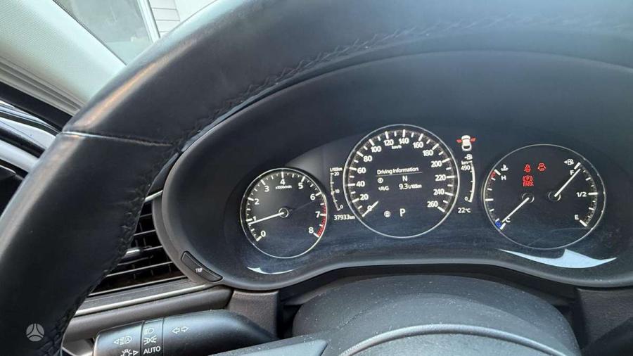 Balts Mazda CX-30 2021 Klaipėda, ar dzinēja tilpumu 2.49 L un nobraukumu 38 tūkst. km par 19999 €, foto 16 vietnē AUTOMOTO.COM.LV
