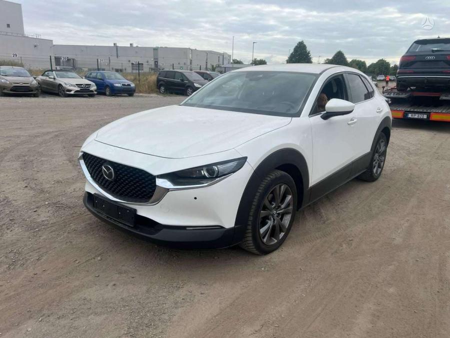 Balts Mazda CX-30 2021 Kauņa, ar dzinēja tilpumu 2.00 L un nobraukumu 75 tūkst. km par 21600 €, foto 1 vietnē AUTOMOTO.COM.LV