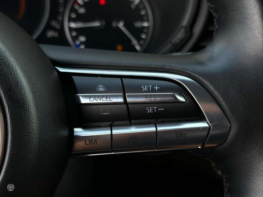 Balts Mazda CX-30 2021 Kauņa, ar dzinēja tilpumu 2.00 L un nobraukumu 76 tūkst. km par 20200 €, foto 21 vietnē AUTOMOTO.COM.LV