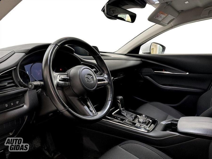 Balts Mazda CX-30 2022 Kauņa, ar dzinēja tilpumu 0.00 L un nobraukumu 61 tūkst. km par 25405 €, foto 3 vietnē AUTOMOTO.COM.LV