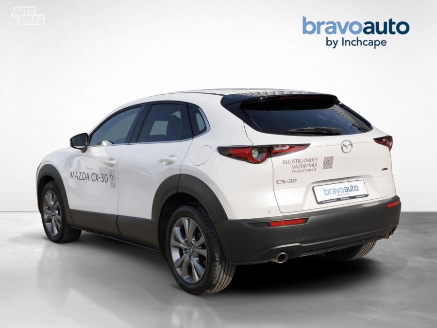 Balts Mazda CX-30 2026 Kauņa, ar dzinēja tilpumu 2.50 L un nobraukumu 6 tūkst. km par 28500 €, foto 4 vietnē AUTOMOTO.COM.LV