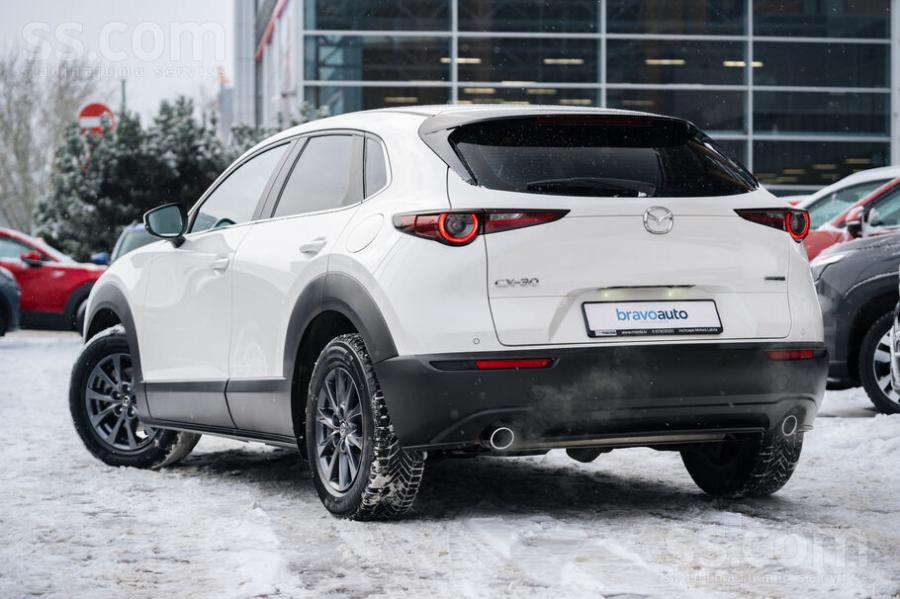Белый Мазда CX-30 2020 в Рига, объемом двигателя 2.00 л и пробегом 49 тыс. км за 19490 €, фото 4 на AUTOMOTO.COM.LV
