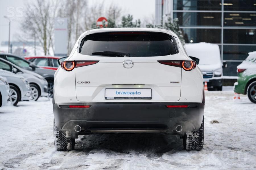 Белый Мазда CX-30 2020 в Рига, объемом двигателя 2.00 л и пробегом 49 тыс. км за 19490 €, фото 5 на AUTOMOTO.COM.LV