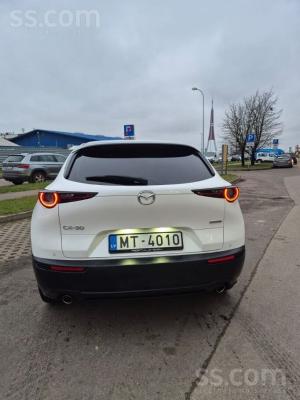 Balts Mazda CX-30 2021 Rīga, ar dzinēja tilpumu 2.00 L un nobraukumu 30 tūkst. km par 18500 €, foto 5 vietnē AUTOMOTO.COM.LV