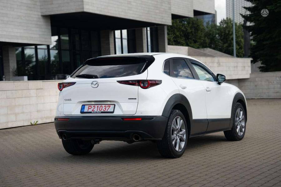 Balts Mazda CX-30 2021 Viļņa, ar dzinēja tilpumu 2.00 L un nobraukumu 238 tūkst. km par 13900 €, foto 6 vietnē AUTOMOTO.COM.LV