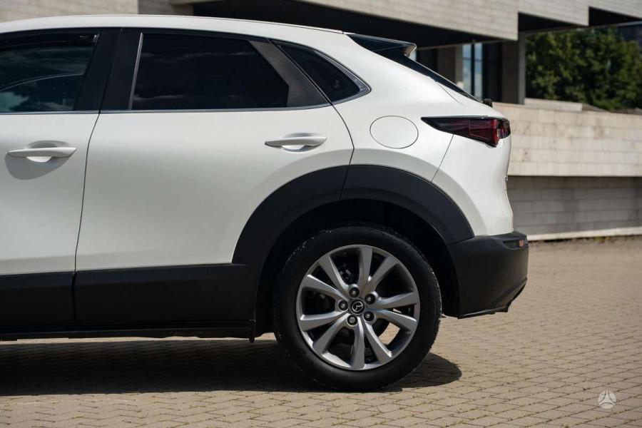 Balts Mazda CX-30 2021 Viļņa, ar dzinēja tilpumu 2.00 L un nobraukumu 238 tūkst. km par 13900 €, foto 11 vietnē AUTOMOTO.COM.LV