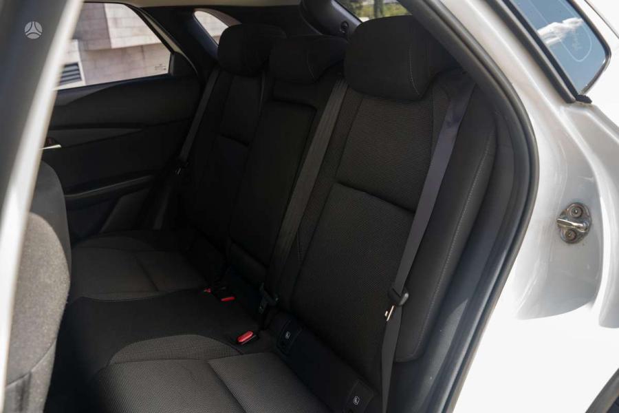 Balts Mazda CX-30 2021 Viļņa, ar dzinēja tilpumu 2.00 L un nobraukumu 238 tūkst. km par 13900 €, foto 19 vietnē AUTOMOTO.COM.LV