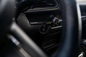 Balts Mazda CX-30 2021 Viļņa, ar dzinēja tilpumu 2.00 L un nobraukumu 238 tūkst. km par 13900 €, foto 23 vietnē AUTOMOTO.COM.LV