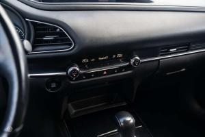 Balts Mazda CX-30 2021 Viļņa, ar dzinēja tilpumu 2.00 L un nobraukumu 238 tūkst. km par 13900 €, foto 24 vietnē AUTOMOTO.COM.LV