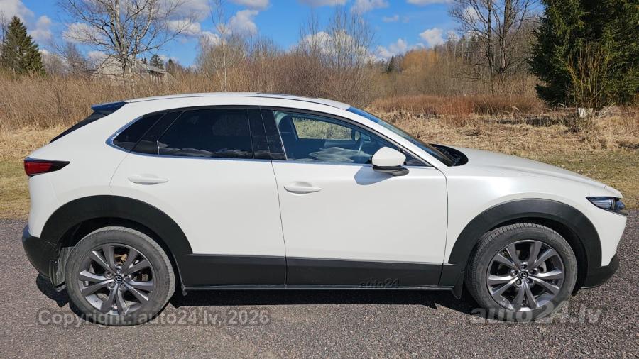 Balts Mazda CX-30 2019 Rapla, ar dzinēja tilpumu 2.00 L un nobraukumu 78 tūkst. km par 18000 €, foto 9 vietnē AUTOMOTO.COM.LV
