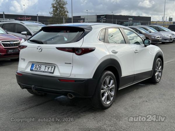 White Mazda CX-30 2020 in Tallinn, with an engine capacity of 2.00 L and mileage of 109 thousand km for 19990 €, photo 3 on AUTOMOTO.COM.LV